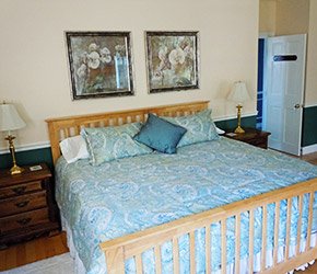 Lake View Inn Bed and Breakfast a lakeside Wolfeboro Inn